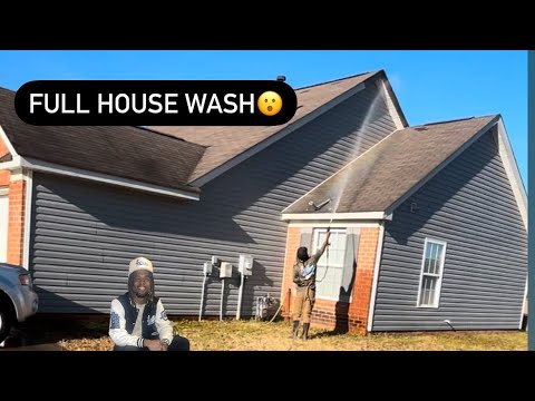 Full Power Wash Process on a One Story House 🧼🤯with ...
