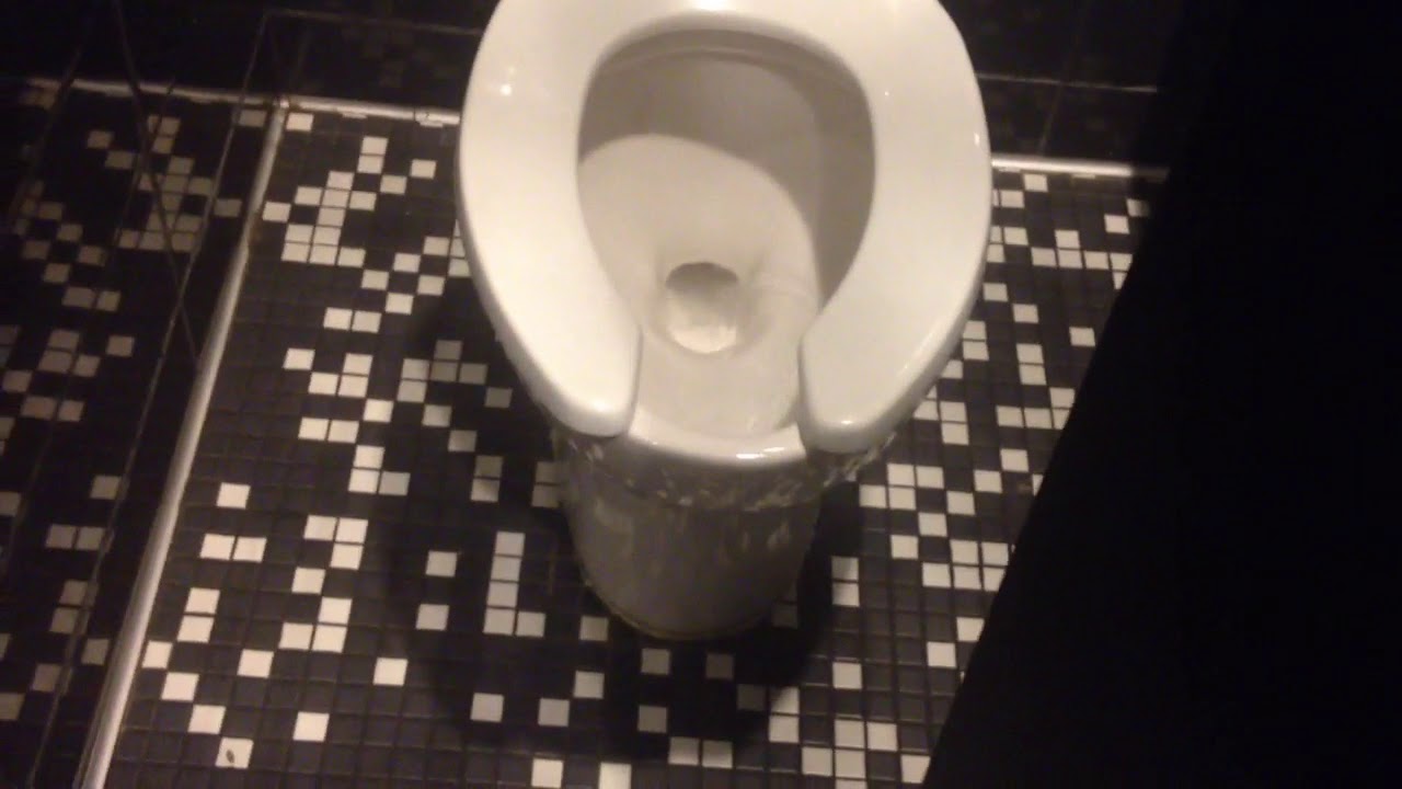 202: Dave & Busters New York Men's Restroom (Full Shoot | BIGGEST ...