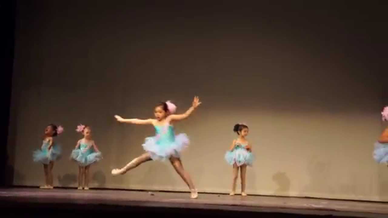 Ballet - Do you want to build a snowman - YouTube