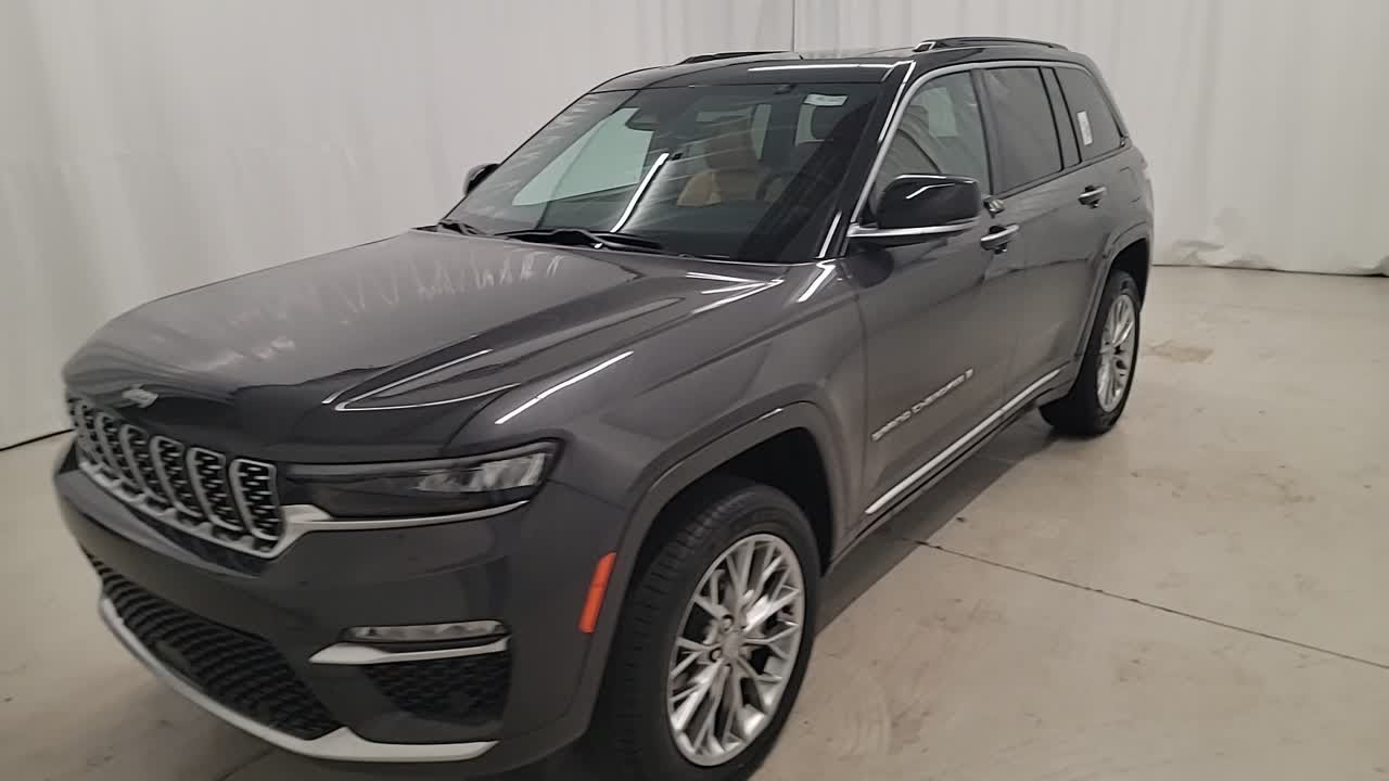 2025 Jeep Grand_Cherokee Summit West Bend, Hartford, Mequon, Menomonee ...