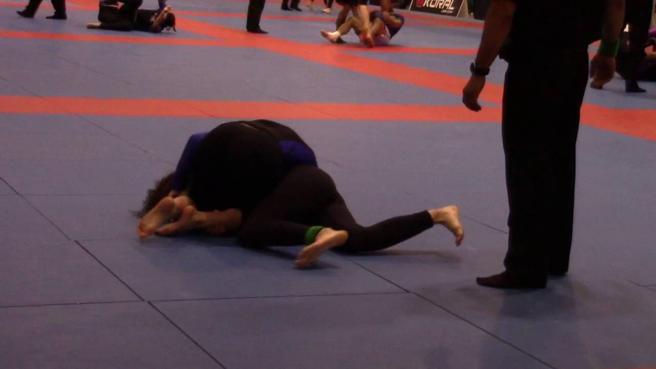 Autumn Gordon - NYC IBJJF Pans 2016 gold - YouTube