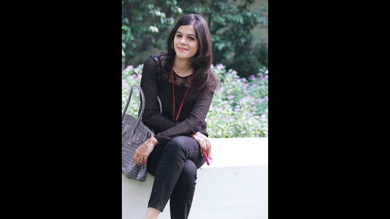 Vasudha Sharma Broadcast Journalist Show Reel - YouTube