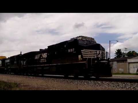 NS 272 @ LOGANSPORT, IN 7 14 15 NS 9197 NS 8700 - YouTube