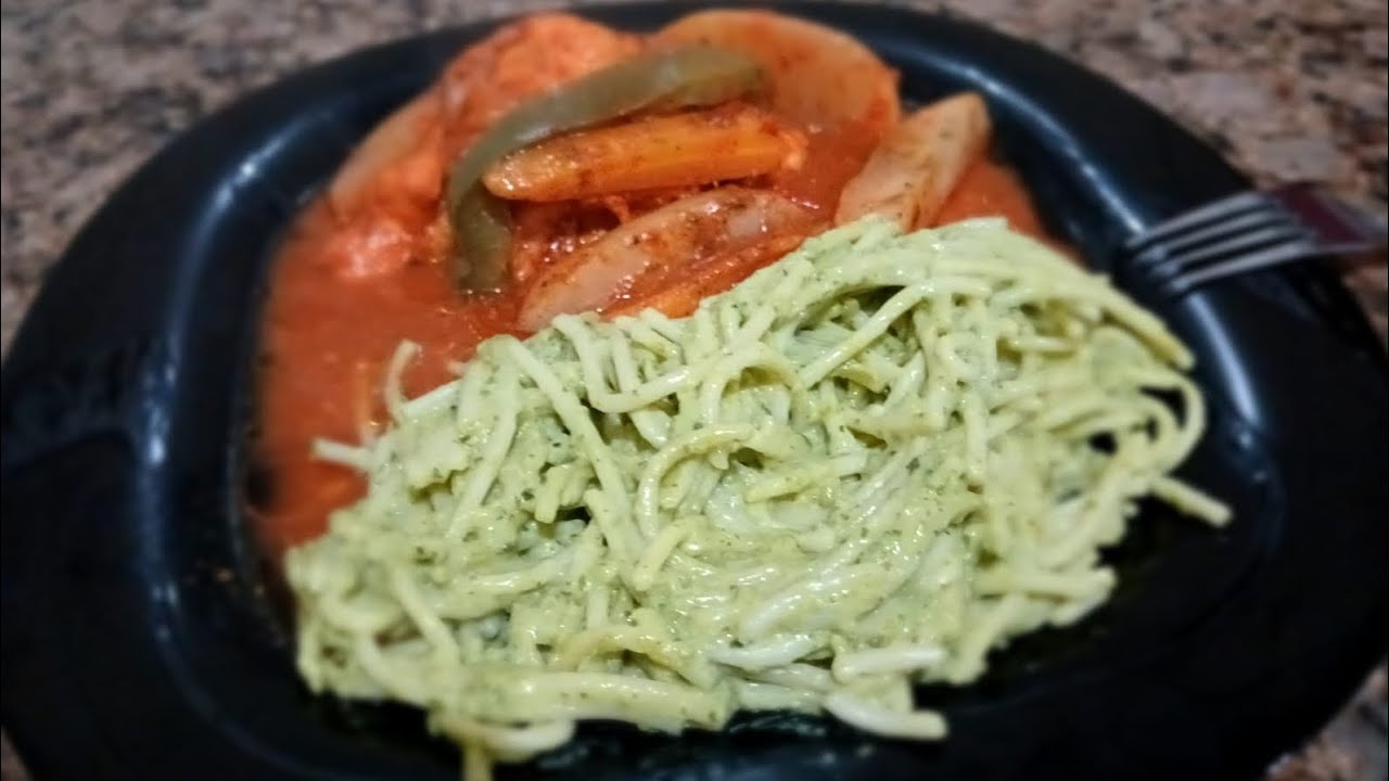 Rico pollo en achiote con verduras al vapor y espagueti verde 🍝🥘 - YouTube