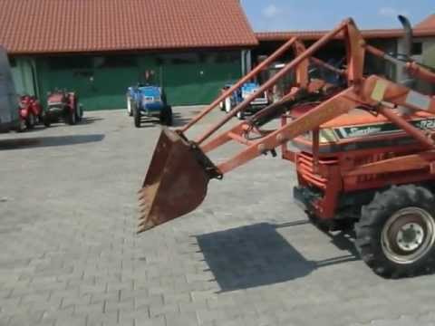 JAPOŃSKI Mini traktor. Ładowacz czołowy (TUR) Kubota L1-R26. www ...