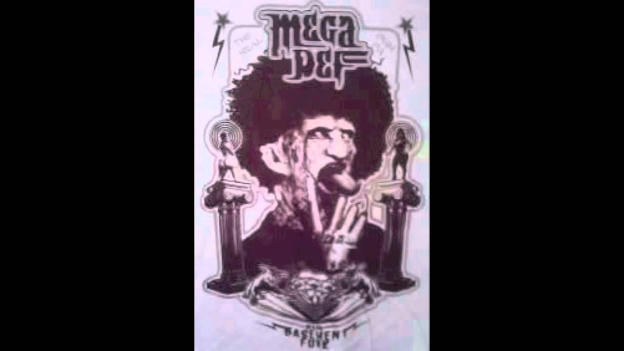MEGA-DEF 6 foot 20 - YouTube