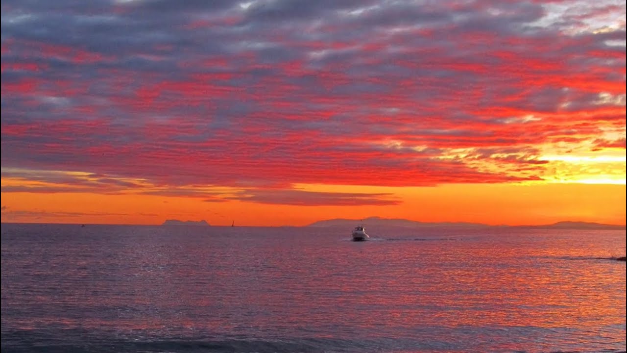 Amaneceres y atardeceres espectaculares - YouTube