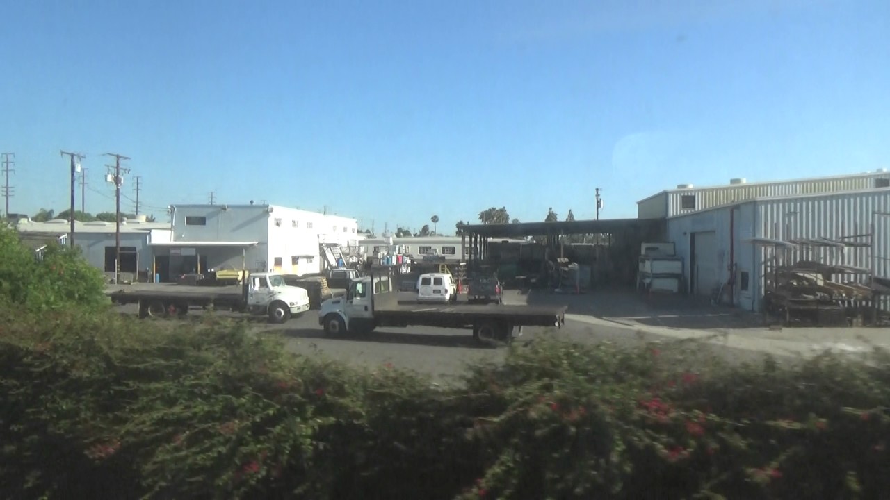 Metrolink Triple 6 - (666) Short Trip From Anaheim To Orange - YouTube