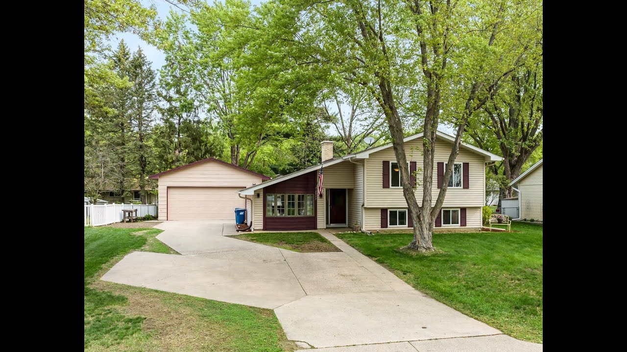 2957 108th Lane NW, Coon Rapids, MN - Andy Prasky, RE/MAX Advantage ...