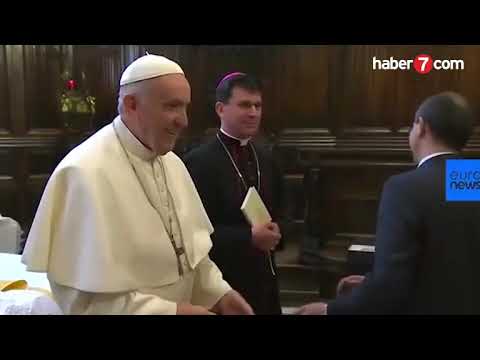 Papanın bu hərəkəti katolikləri ikiyə böldü