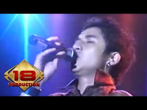 Ungu - Demi Waktu (Live Konser Bali 27 April 2006)