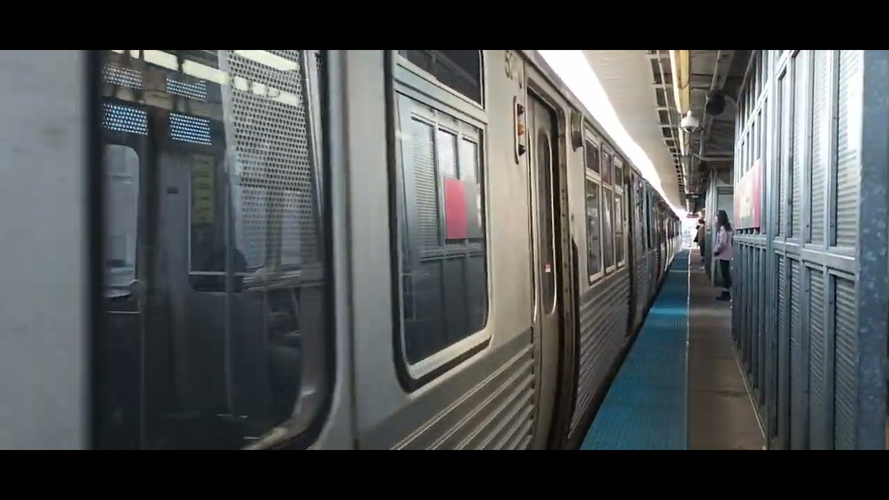 CTA Red Line at Jarvis Station 3/27/2024 - YouTube