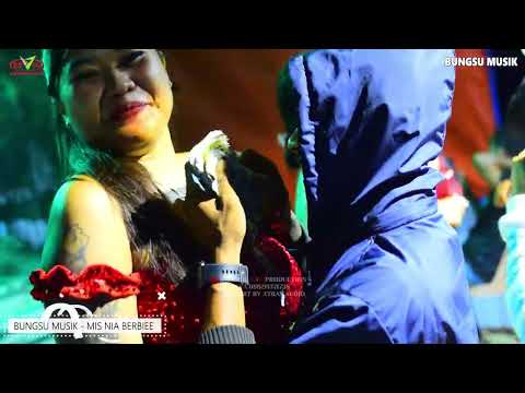 BUNGSU MUSIK GELAS RETAK MIS WIWI SAGITA & MIS SANTI/LIVE BABAKAN RUMBUT DS NAMENG KEC RANGKASBITUNG