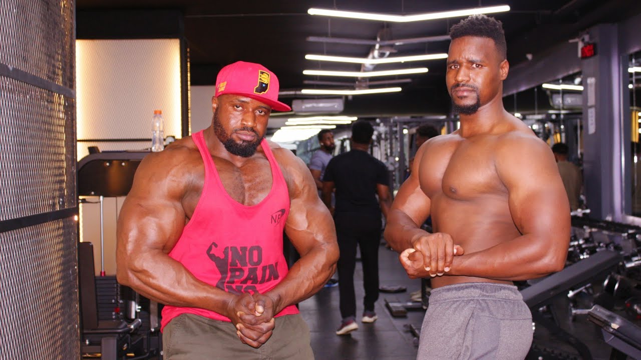 CHEST AND ARMS WORKOUT WITH JAYXON - YouTube