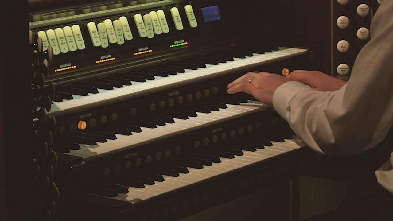 Raymond Nagem Performs "Les anges" - YouTube