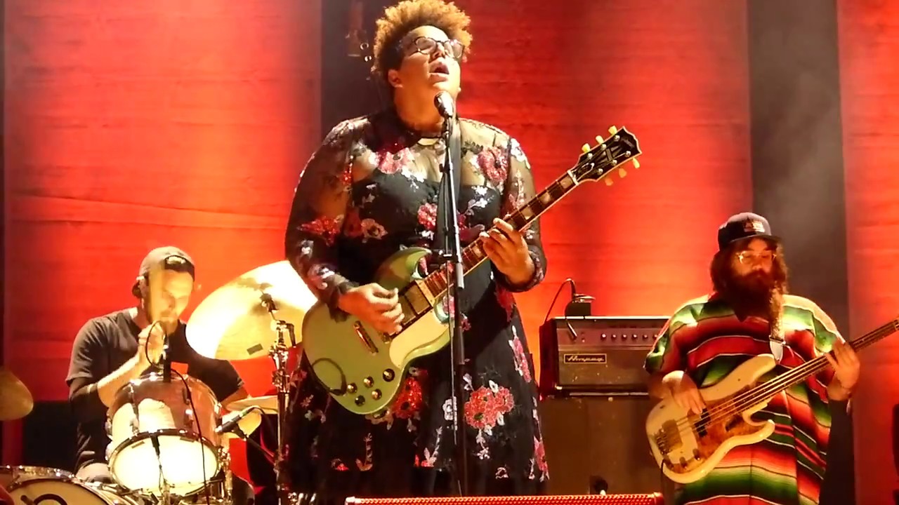 Alabama Shakes - Don't Wanna Fight @ Osheaga (Day 3) in Montreal - YouTube