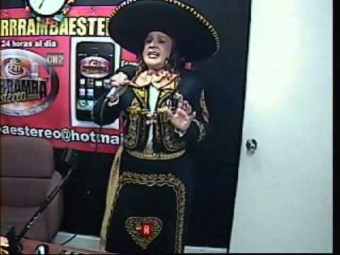 SERENATA A MAMA POR FANNY STAR