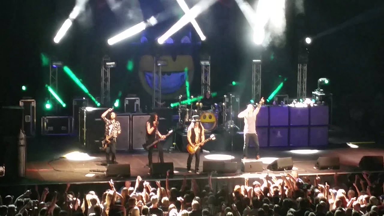Slash - Paradise City - YouTube