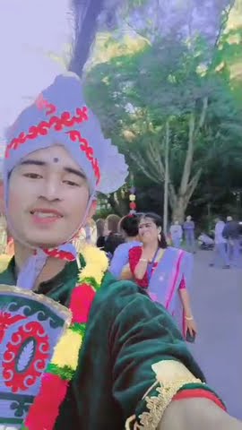 Just one simple reel with friends! - YouTube