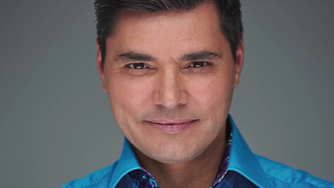 MARTIN DUBÉ : PROMO VIDEO - SINGER - IMPRESSIONIST / CHANTEUR ...