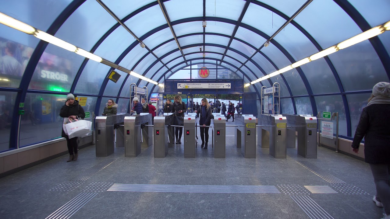 Poland, Warsaw, Metro ride from Świętokrzyska to Centrum, 1X elevator ...