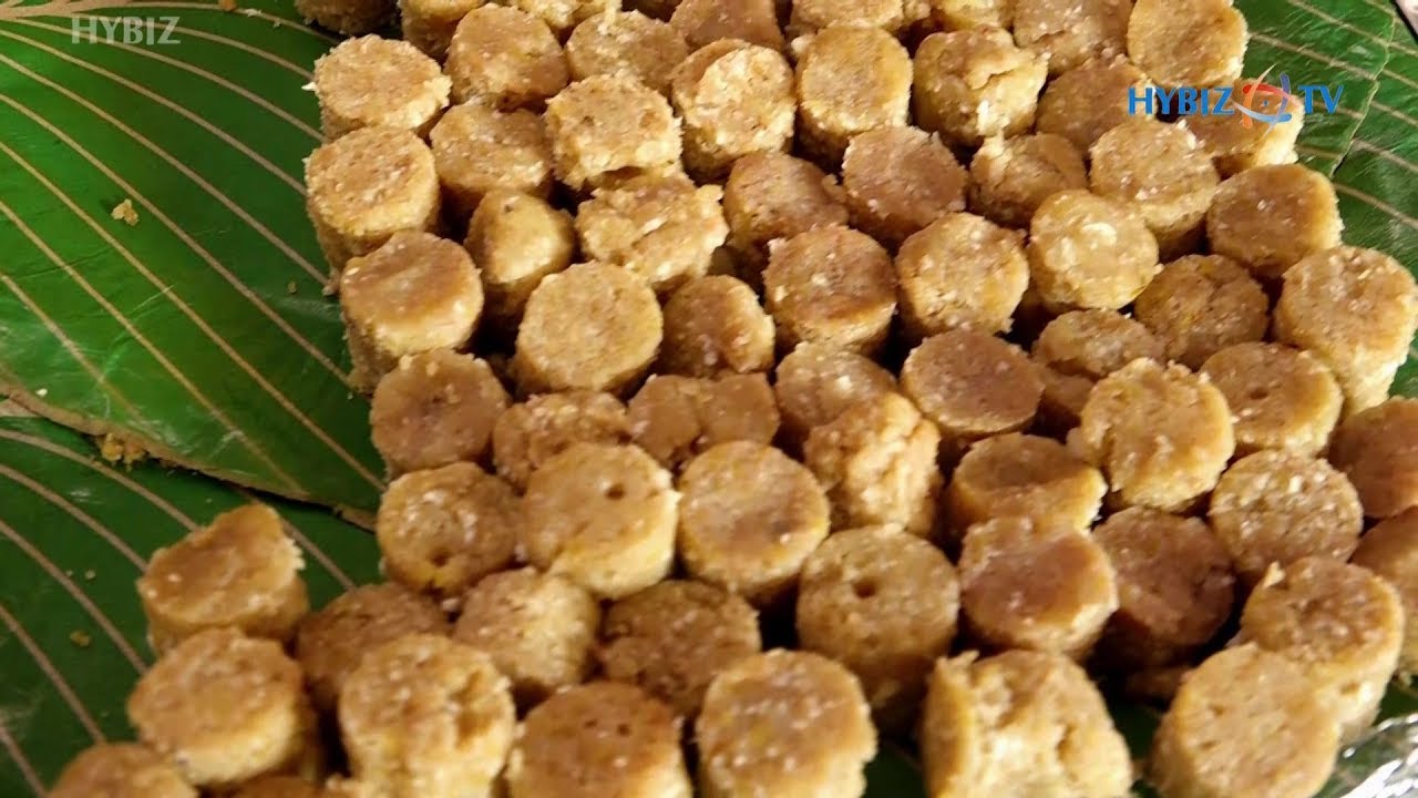 Kela Patholi Recipe | Steamed Banana Sweet | Telangana International ...