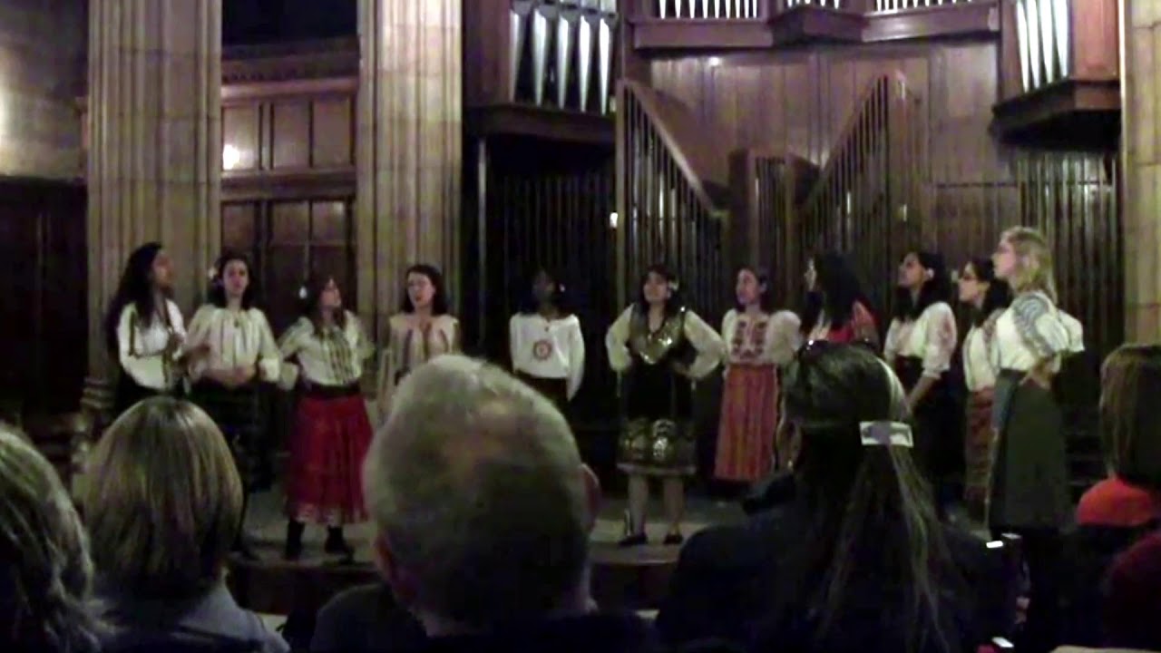 Bre petrunko...Bulgarian Folk song - YouTube