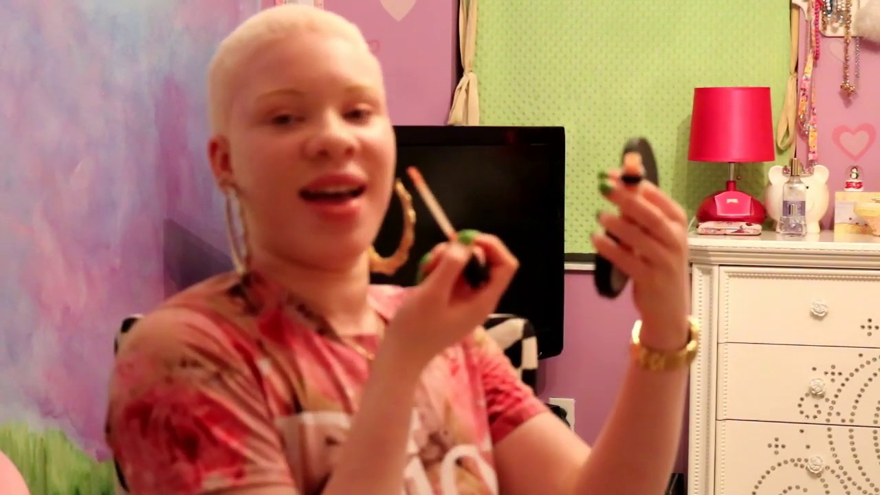 J NOVA COLLECTION & GLOSSIER: LIP GLOSS TRY ON HAUL! - YouTube