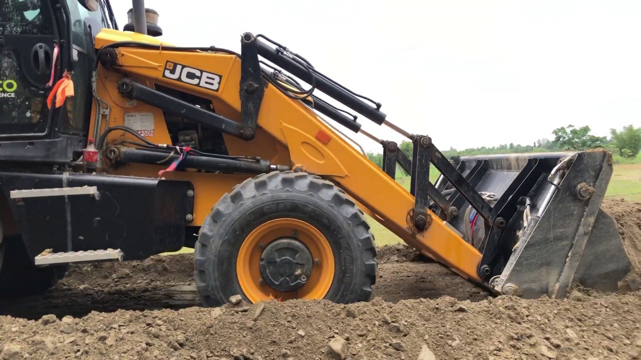dozer Backhoe 3DX Machine Leveling Ballast in Road - YouTube