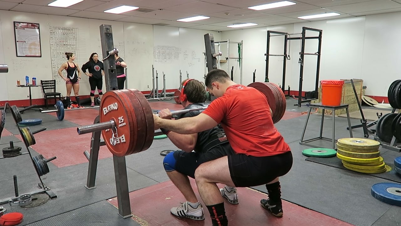 MAJOR SQUAT PROGRESS - 531x3 PAUSED SQUAT - YouTube