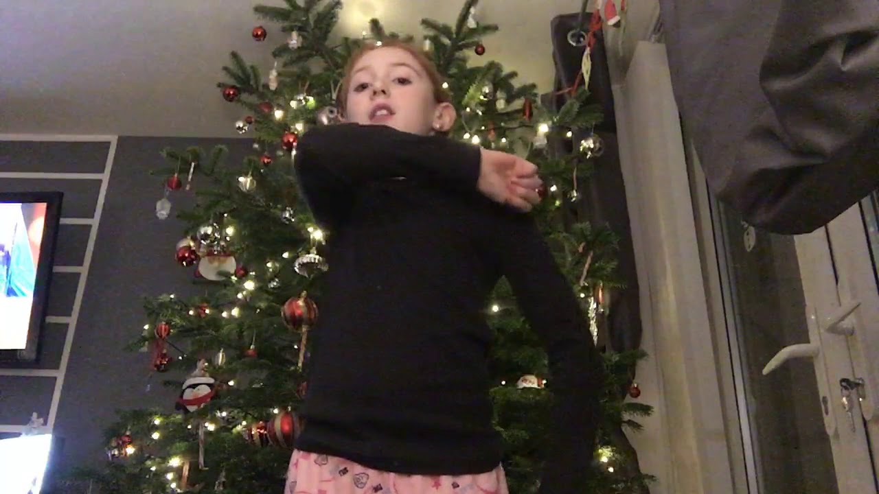 Tik Tok Hand tutorial - YouTube