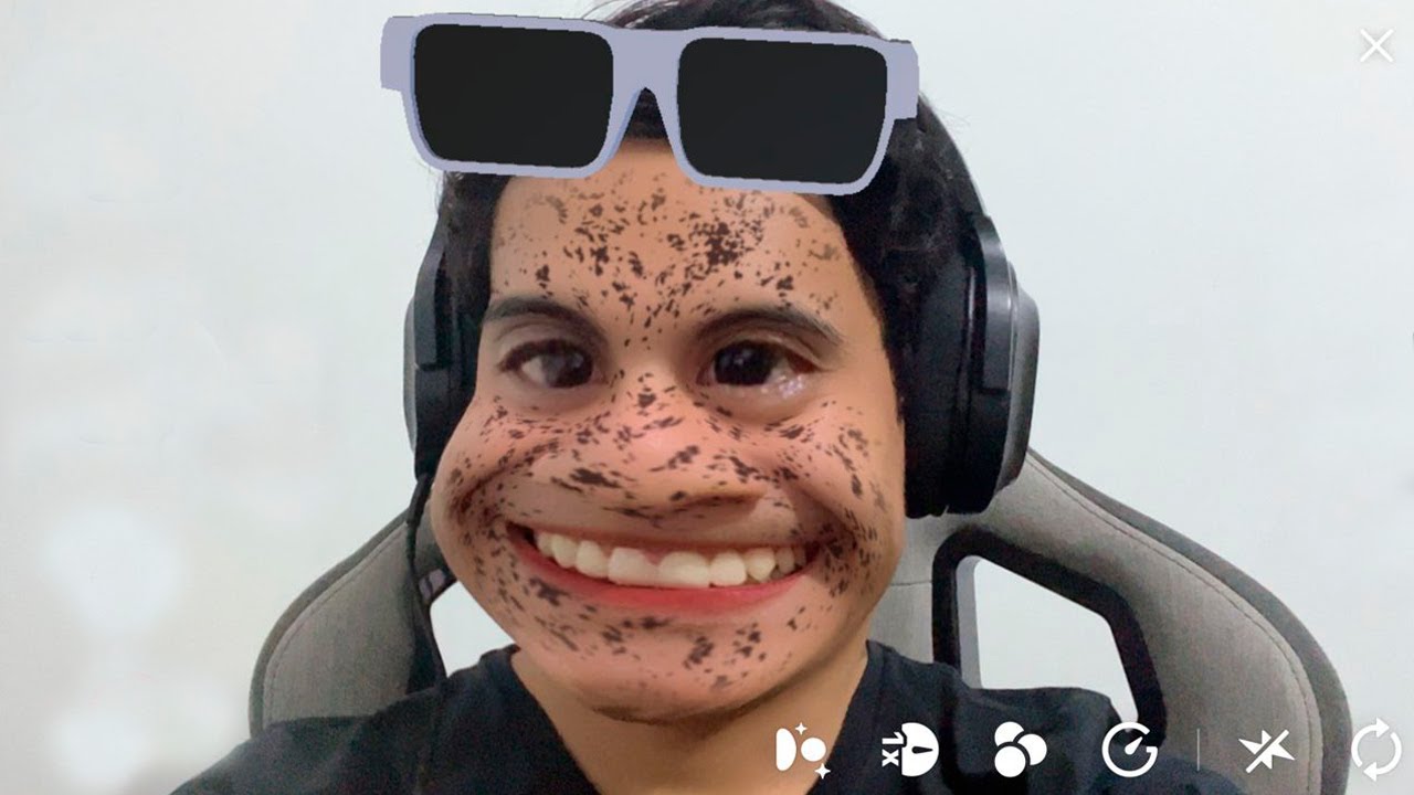 HOY ES NOCHE DE FRI FAYER 😂 - YouTube