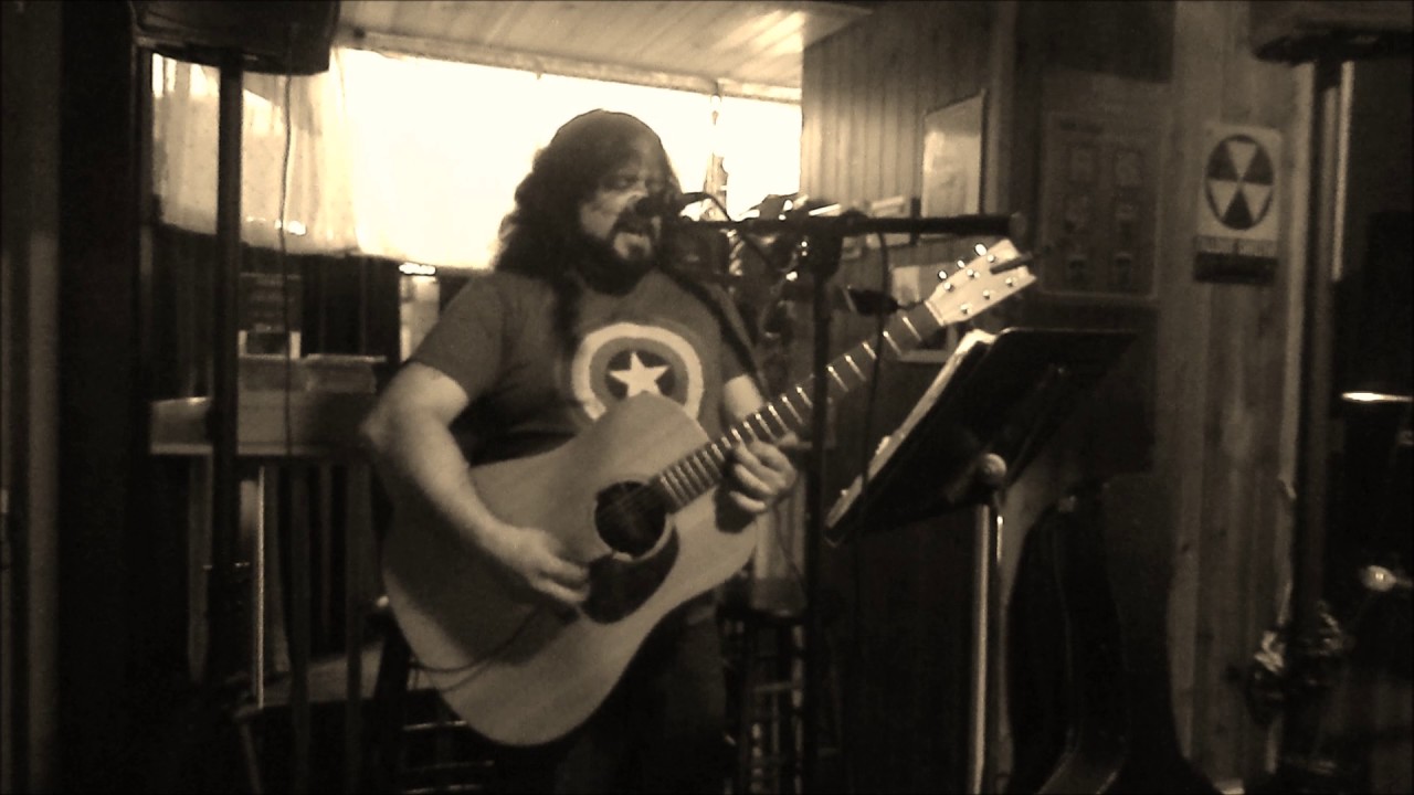 Joe Caravella Of The Reign - I'm carrying (P. McCartney) Live @ The ...