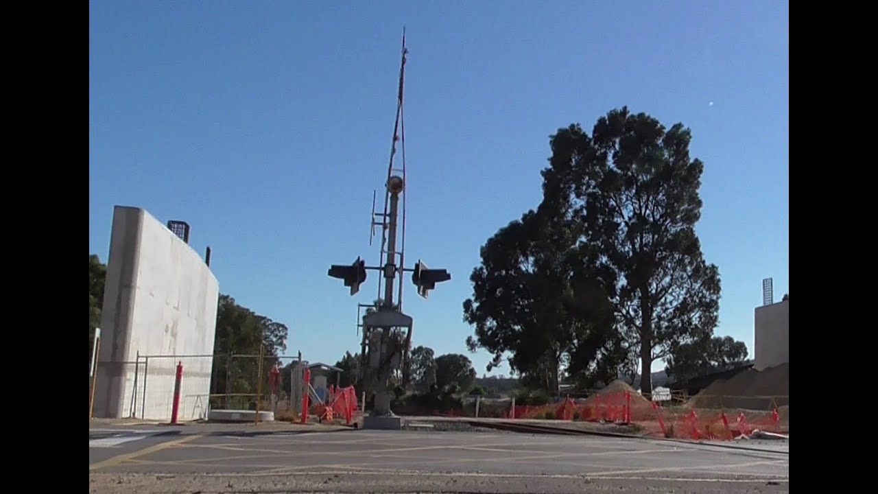 Progress on the Road over Rail at Thomas Road WA 20 4 22 - YouTube