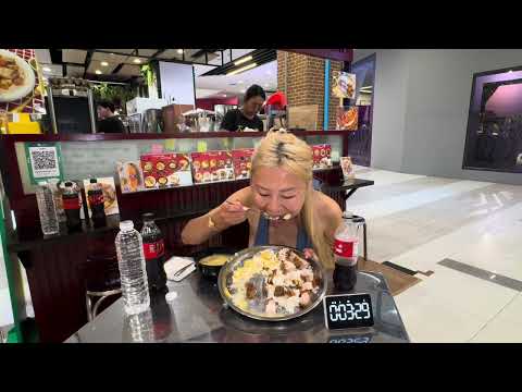 5lb Roasted Pork Belly and Egg Rice Dish in Bangkok with 500 Baht Prize!!!