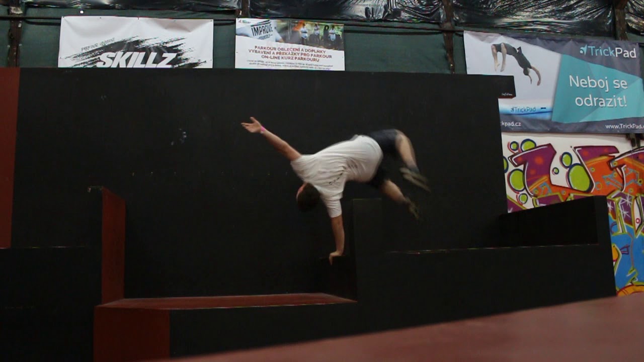 Urban Motion Parkour park training - YouTube
