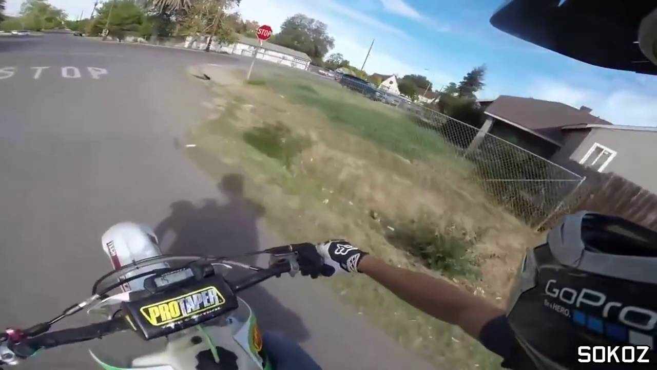 LES MEILLEURS COURSES-POURSUITES EN MOTOCROSS #1 - YouTube