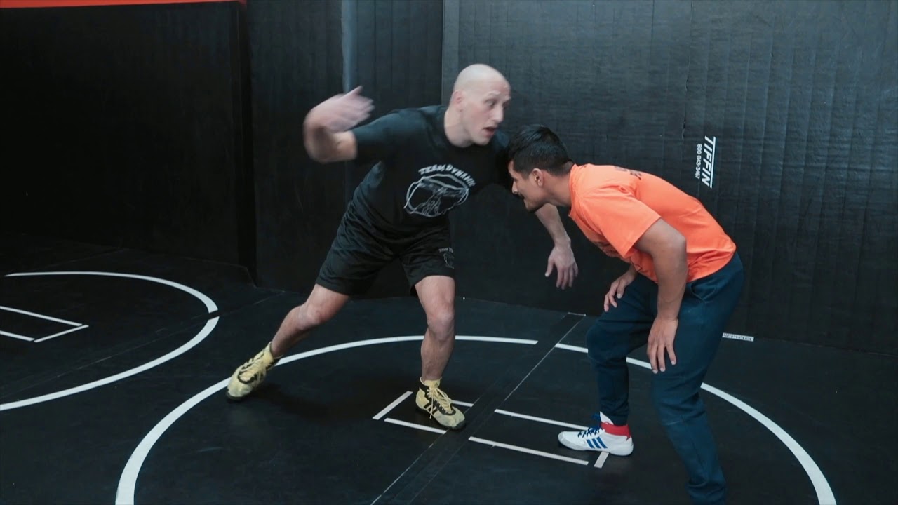 How to get an Underhook - a Strong Tie-Up for Wrestling - YouTube