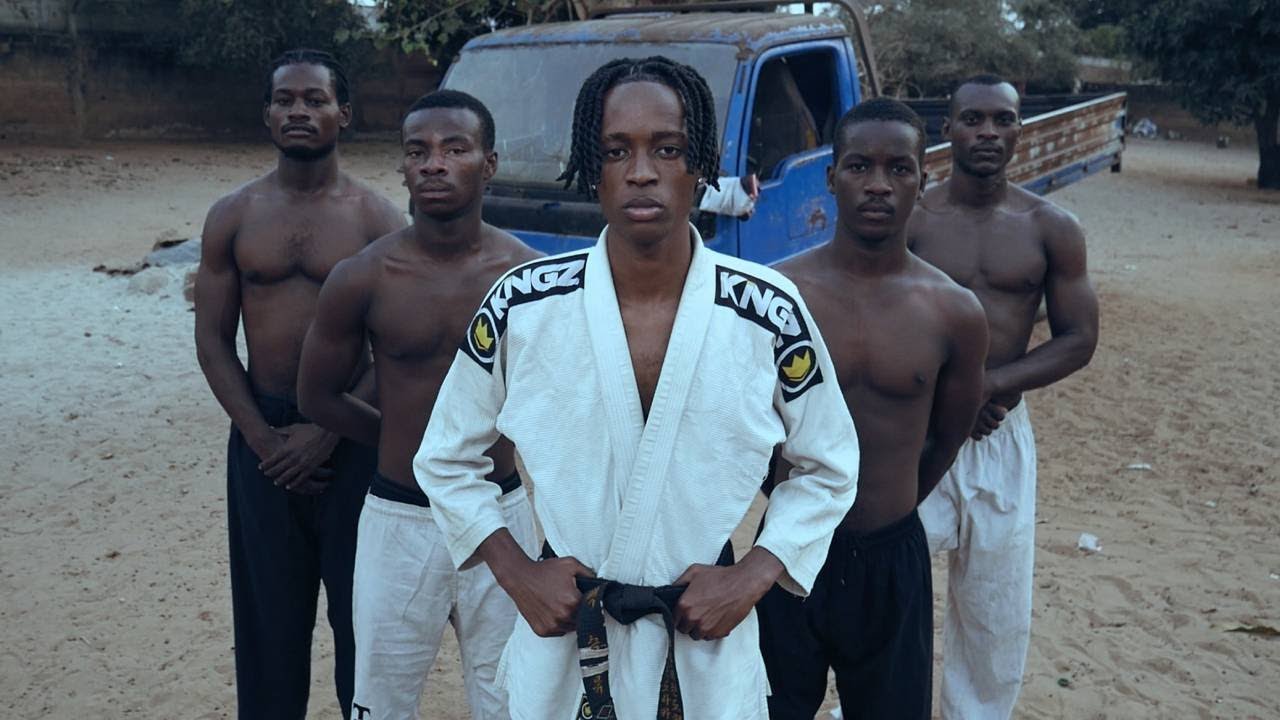 MCM - Mata Aula 6 (Official Video) (Prod. KYXXX) - YouTube