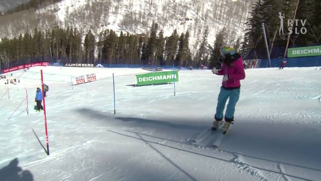 ANA KOBAL NA OGLEDU SLALOMSKE PROGE ZA KOMBINACIJO - YouTube