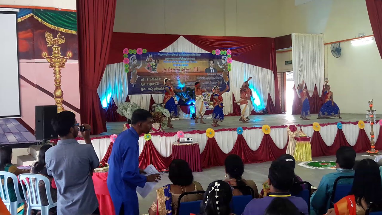 Muthamil villa 2017 - YouTube