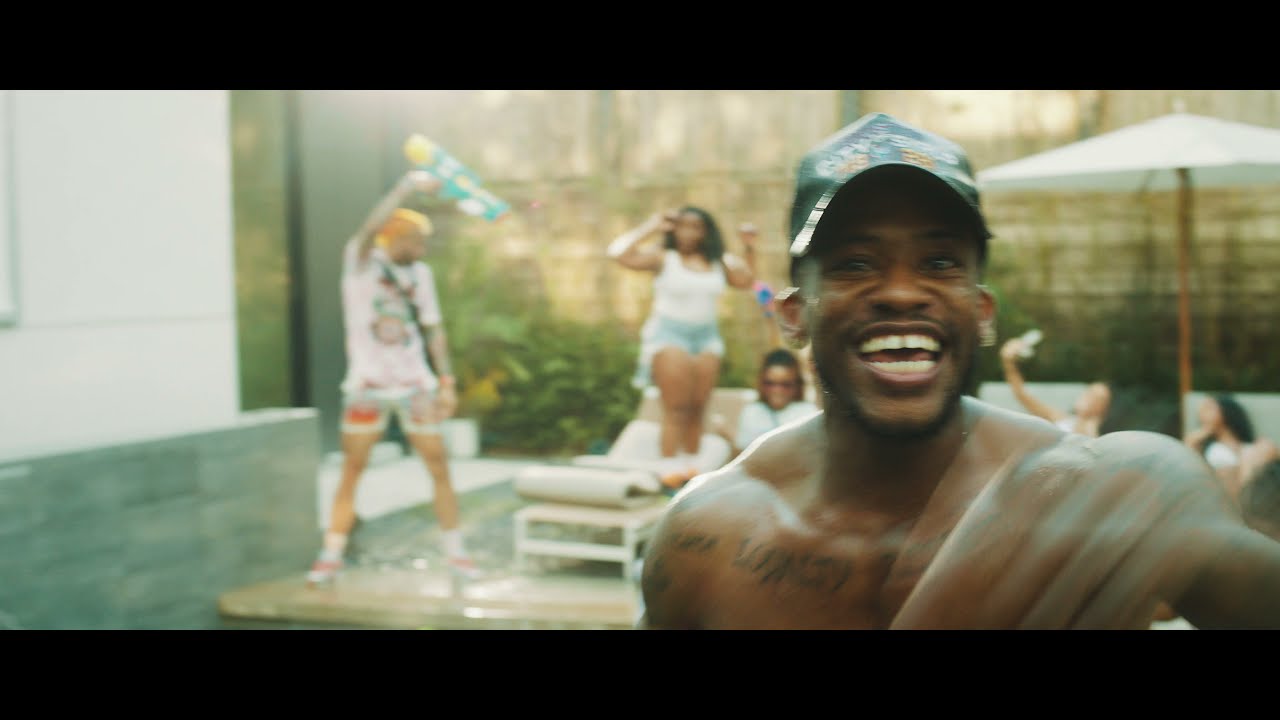 MC Beezy - Sunday Funday (Official Video) - YouTube