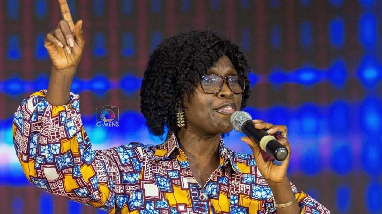 Veteran Gospel Songstress Bernice Offei is indeed a Legend! Watch her ...