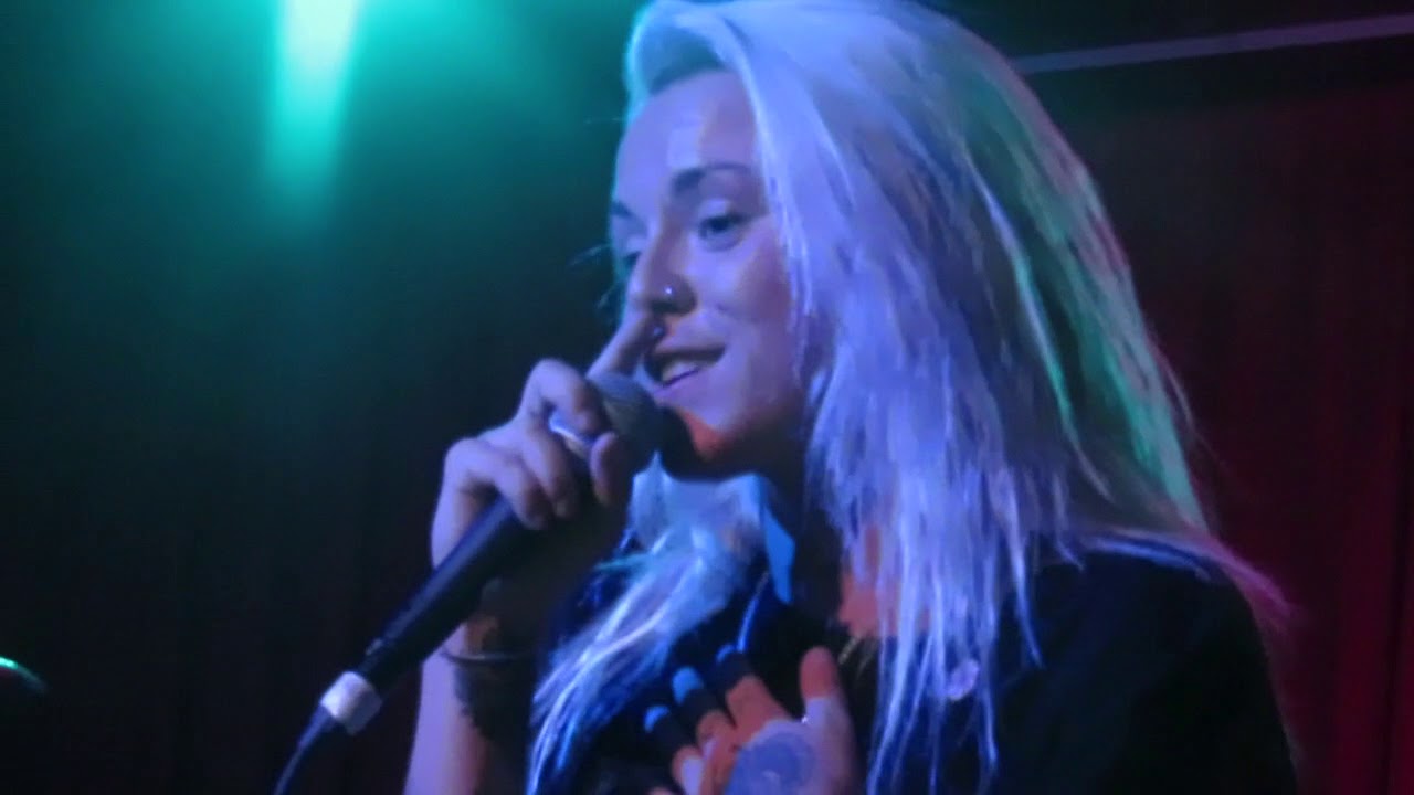 Lauren Sanderson Concert - YouTube