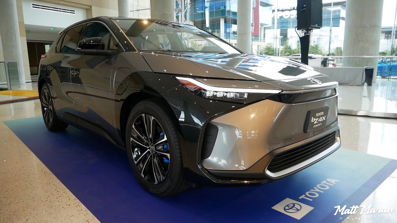 Toyota bZ4X Concept and Lexus LF-Z Close-Up Look! - YouTube