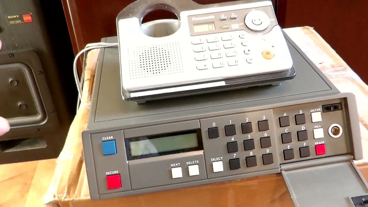 Racal MA 4471 , Encryption Comsec unit .. - YouTube