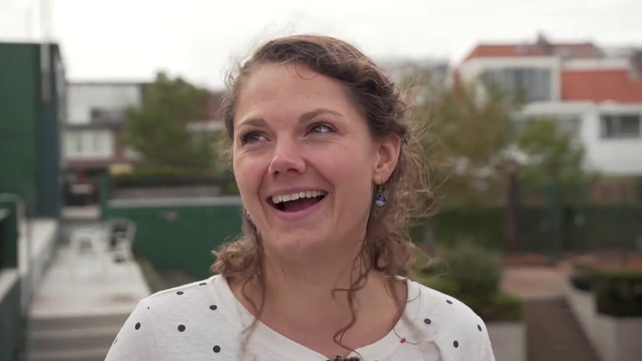 #2 Jill in de bestuurskamer | Marcella Mesker - YouTube
