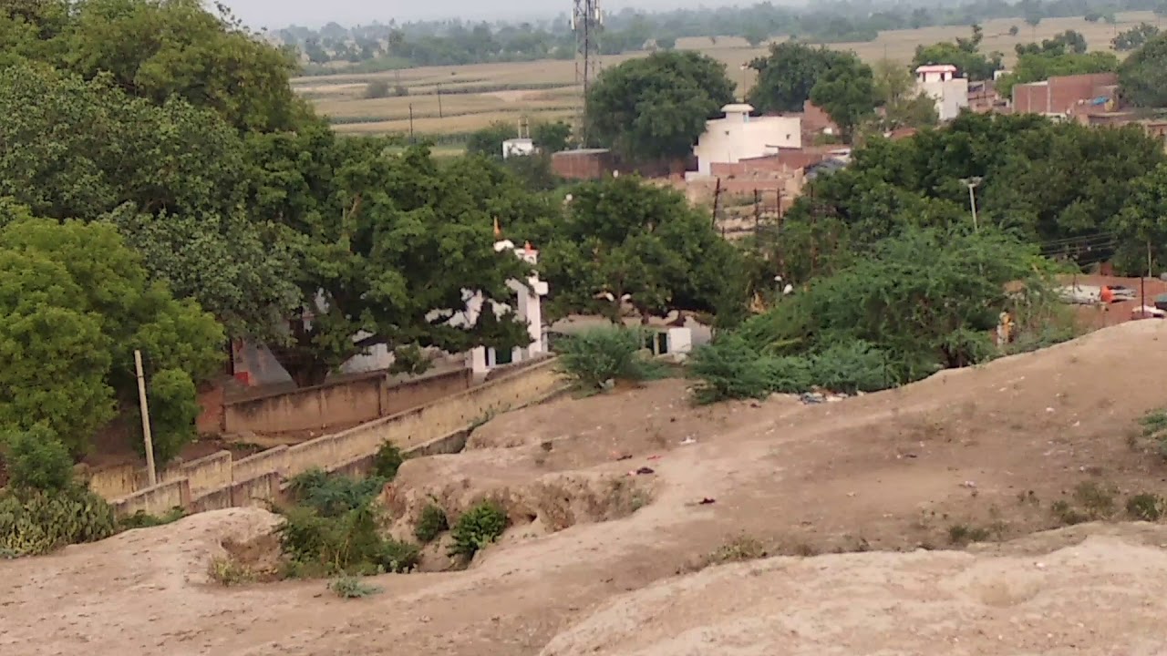 Jay chand fort kannoj - YouTube