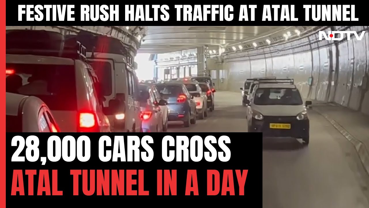 Massive Jam At Himachal's Atal Tunnel, 28,000 Cars Cross In A Day - YouTube
