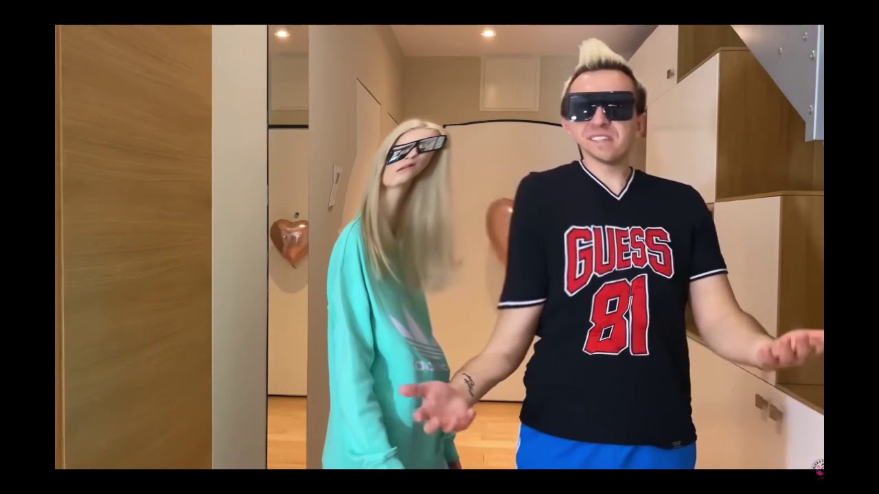 PRZEJMUJEMY TIKTOKA - PSYCHO COUPLE 4 GESTOSC CZYTAJ OPIS - YouTube